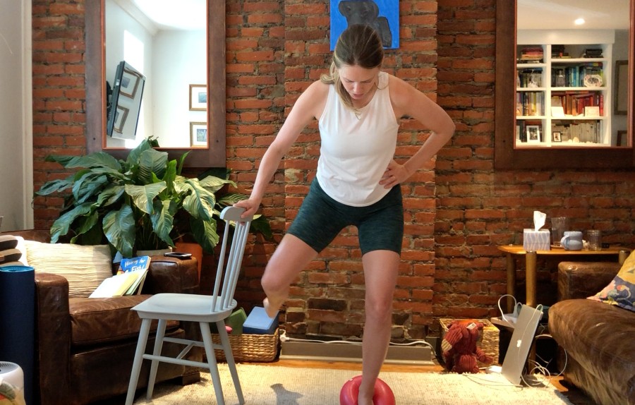 Quickie Standing Barre with Ann - Tuck Barre & Yoga